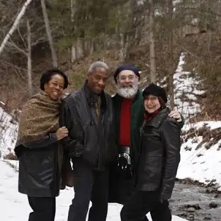 CONCERT PREVIEW – Kim & Reggie Harris, and Magpie Sing Solstice! Sunday ...